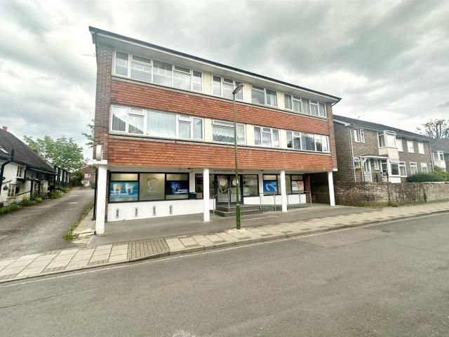 Apartment at Meadowside, Storrington