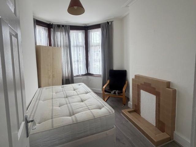Apartment at Meads Road, Greater London