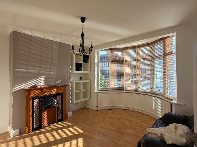 Apartment at Meadway, Greater London