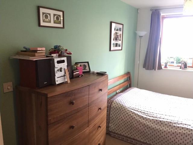 Apartment at Meath Crescent, Greater London