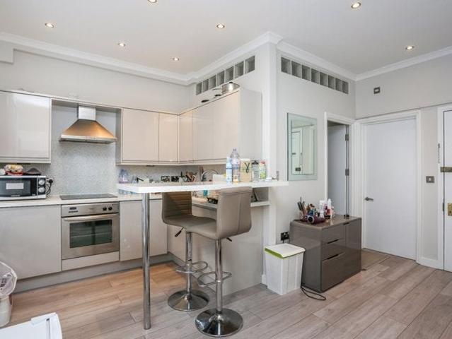 Apartment at Melcombe Street, London