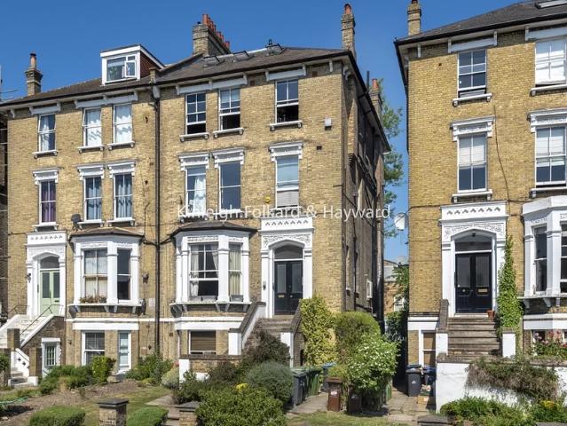 Apartment at Melbourne Court, Greater London