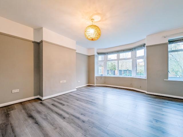 Apartment at Melbourne Court, Greater London