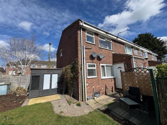 Apartment at Melton Way, Kirklees