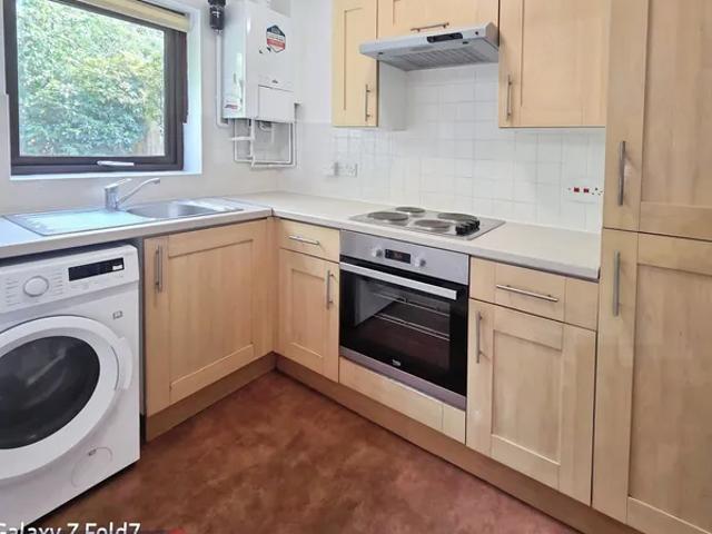 Apartment at Melvin Way, Cambridge