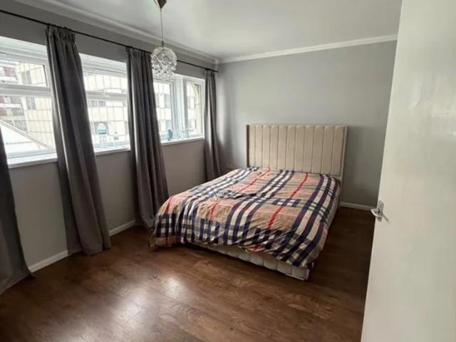 Apartment at Mercer Walk, Greater London