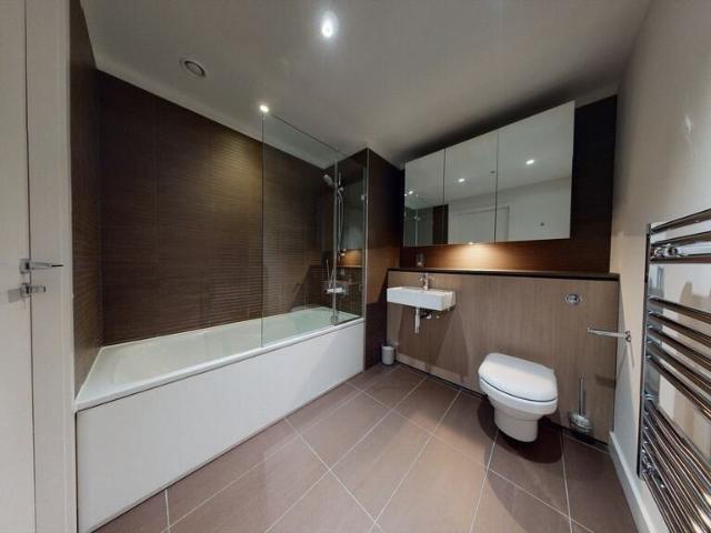 Apartment at Merchant Square, City of Westminster