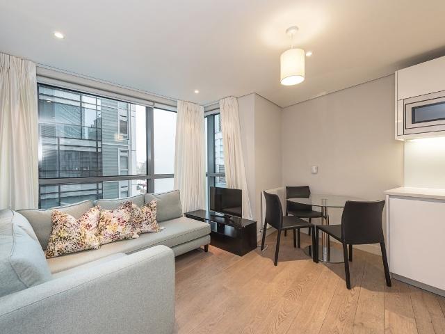 Apartment at Merchant Square, City of Westminster