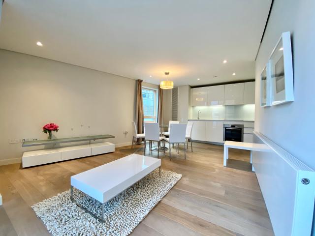 Apartment at Merchant Square, City of Westminster