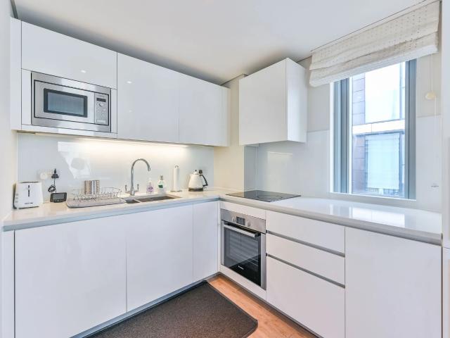 Apartment at Merchant Square, City of Westminster