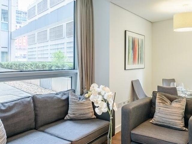 Apartment at Merchant Square, London