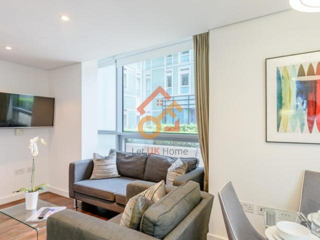 Apartment at Merchant Square, London