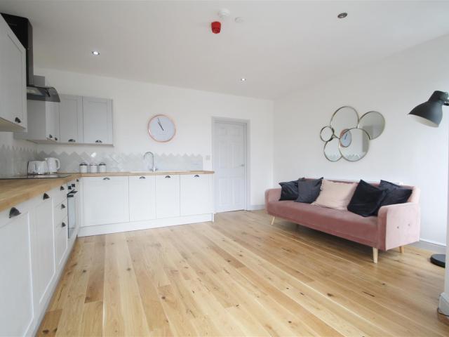 Apartment at Merches Gardens, Cardiff