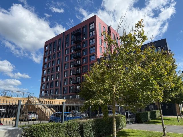 Apartment at Meridian Way, Southampton