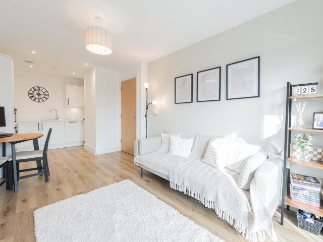 Apartment at Meridian Way, Southampton