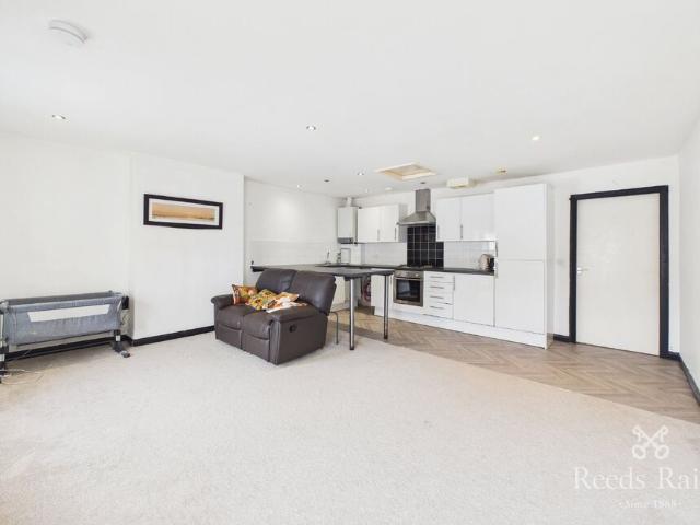 Apartment at Mersey Road, Widnes