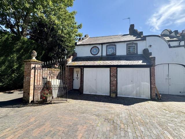 Apartment at Merridale Grove, Wolverhampton