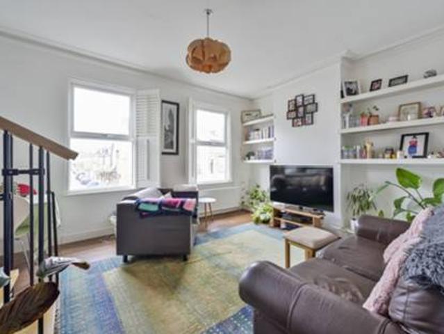 Apartment at Merton Road, Greater London