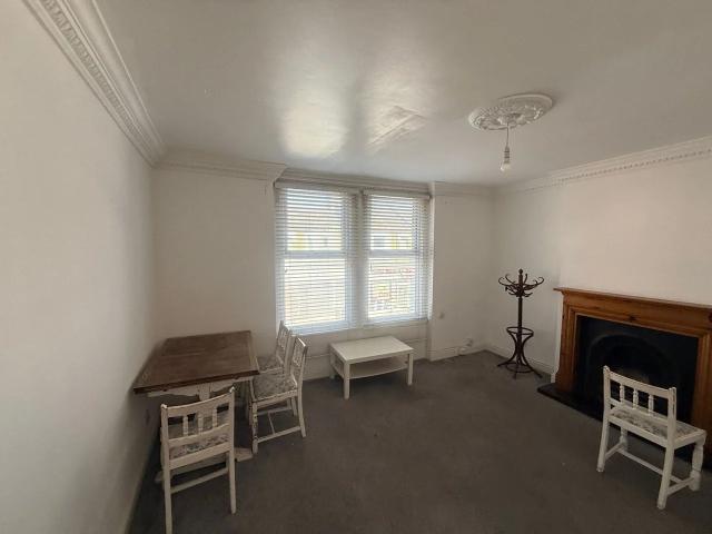 Apartment at Merton Road, Greater London