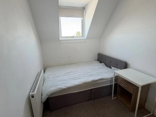 Apartment at Merton Road, Greater London