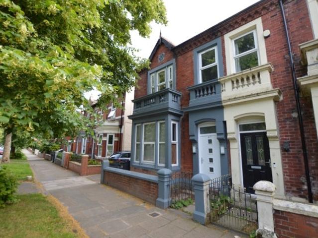 Apartment at Mesnes Park Terrace, Wigan