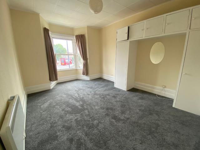 Apartment at Mitcham Road, Greater London