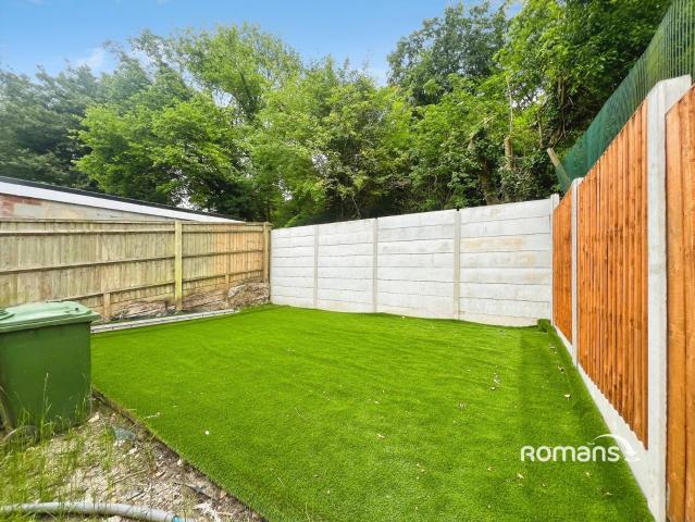 Apartment at Micklefield Road, Tylers Green
