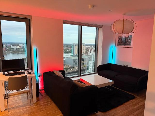Apartment at Michigan Avenue, Salford