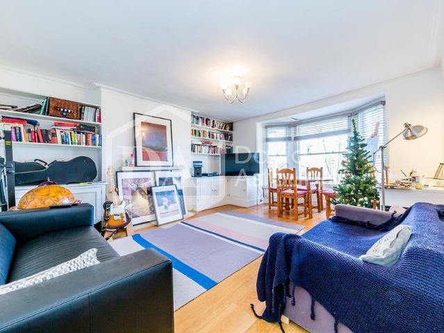 Apartment at Middle Lane, Greater London