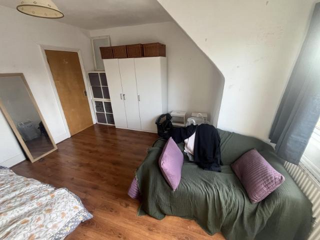 Apartment at Middle Lane Mews, Greater London
