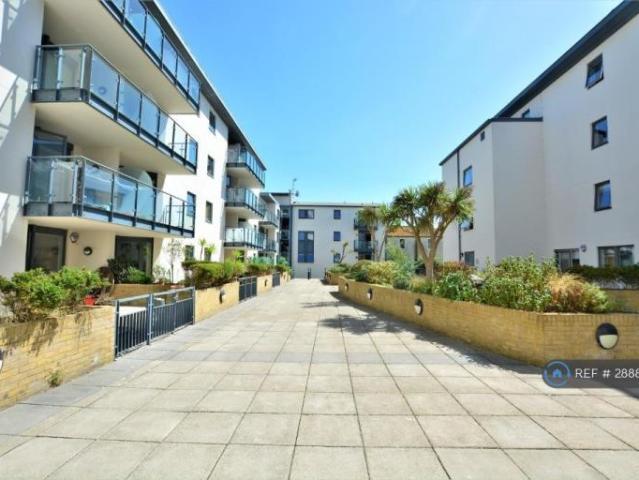 Apartment at Middle Street, Brighton
