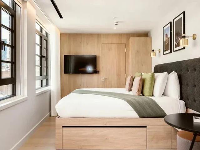 Apartment at Middlesex Street, City of London