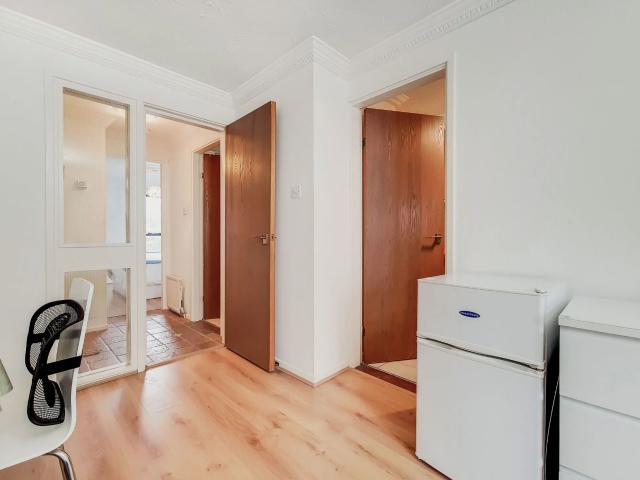 Apartment at Midland Place, Greater London