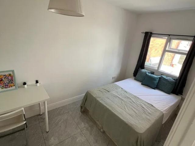 Apartment at Midstrath Road, Greater London