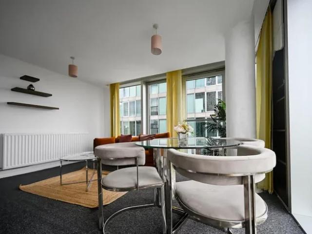 Apartment at Midsummer Boulevard, Milton Keynes
