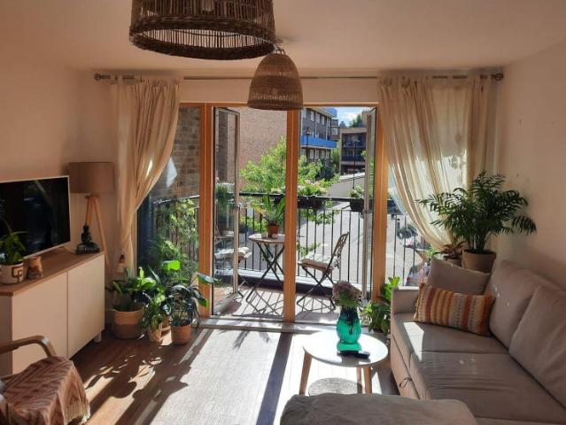 Apartment at Mildmay Avenue, Greater London