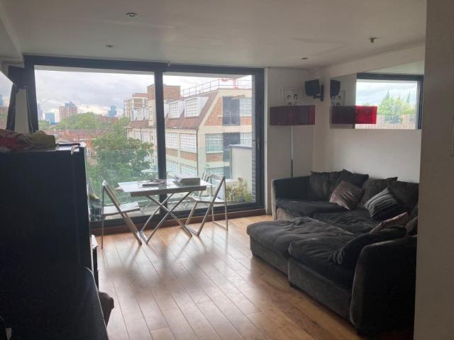 Apartment at Mildmay Park, Greater London