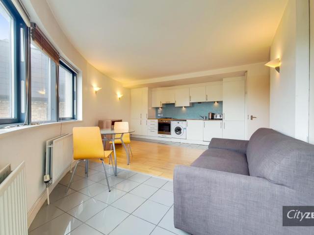 Apartment at Mile End Road, Greater London