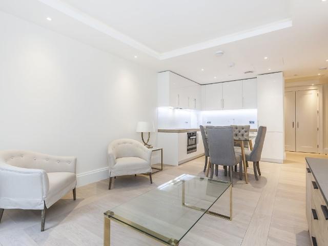 Apartment at Milford Lane, City of Westminster