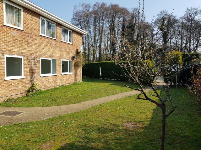 Apartment at Mill Chase Road, East Hampshire