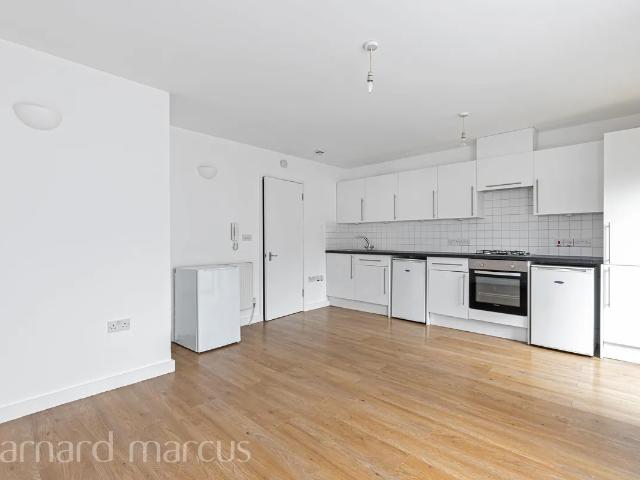 Apartment at Mill Lane, Greater London