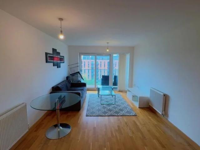 Apartment at Mill Pond Road, Dartford