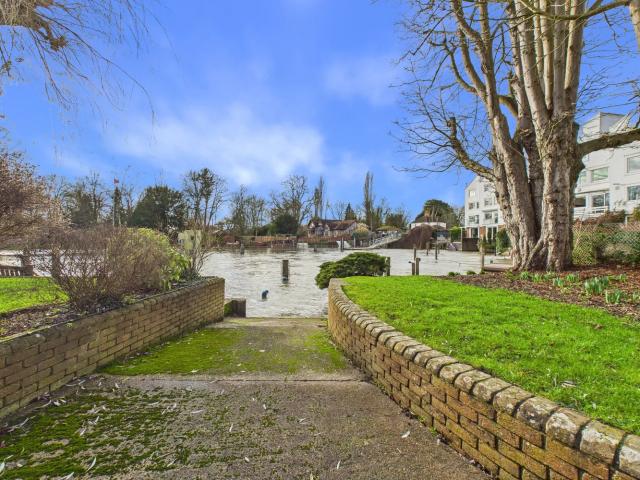 Apartment at Mill Road, Marlow