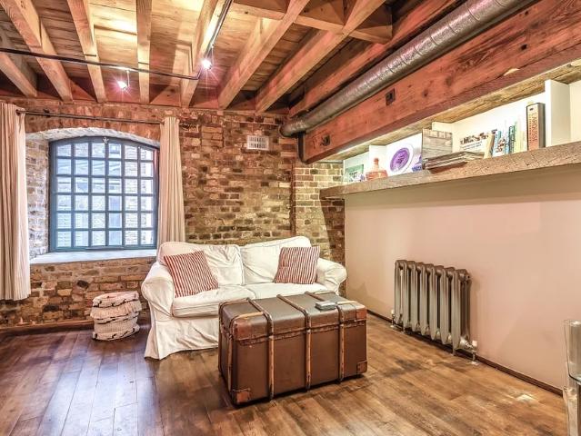 Apartment at Mill Street, Greater London