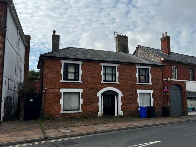 Apartment at Mill Street, West Suffolk