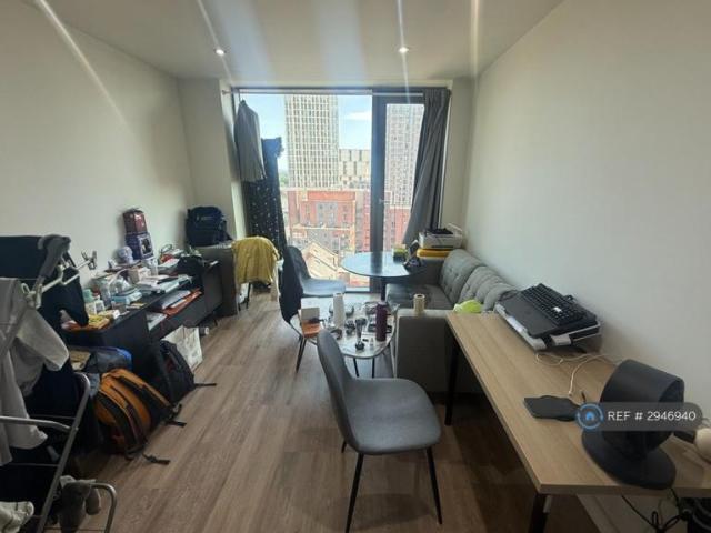 Apartment at Millbank Street, Manchester