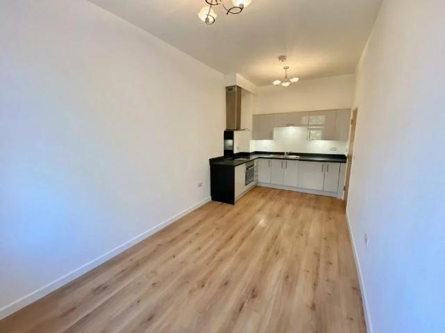 Apartment at Millbrook Road East, Southampton