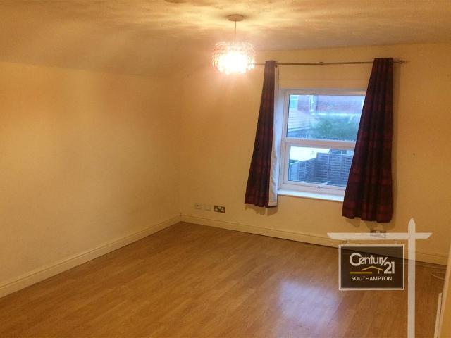 Apartment at Millbrook Road West, Southampton
