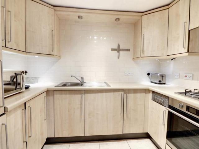 Apartment at Millennium Drive, Greater London