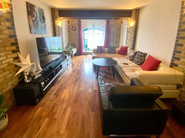 Apartment at Millennium Drive, Greater London